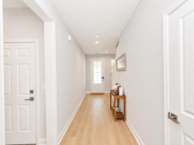 2524 Hillbourne Loop