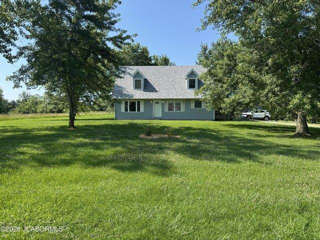 2524 LA Char Dr, Holts Summit, MO 65043