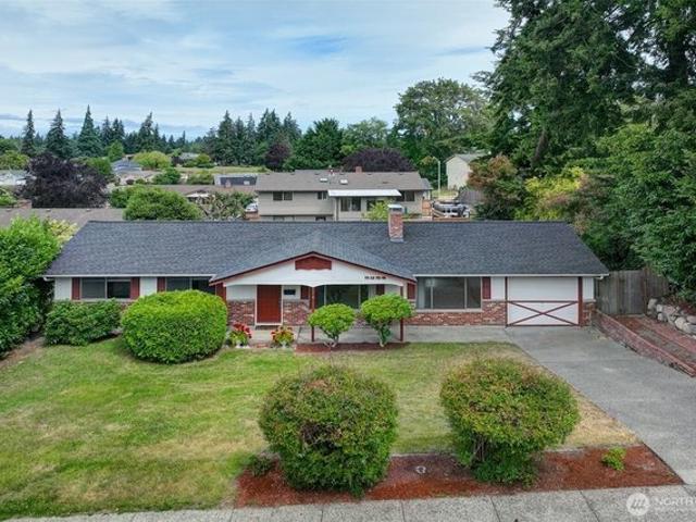 2524 SW 325th Pl, Federal Way, WA 98023