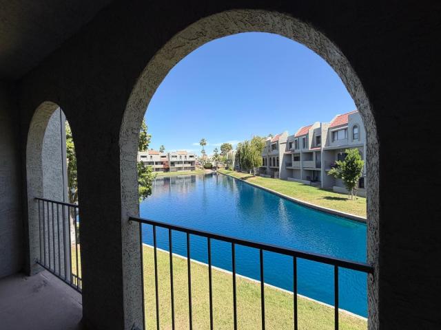 2524 S El Paradiso, Unit 95, Mesa, AZ 85202 | MLS #7017 | Compass