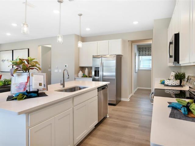 2524 29th St E, Palmetto, FL 34221 | MLS #S5145