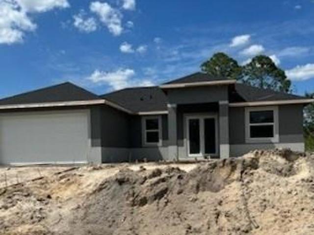 2524 39th St W, Lehigh Acres, FL 33971