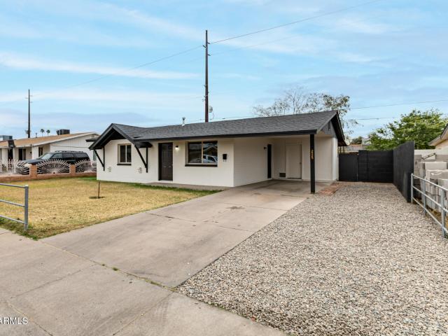 2525 N 47th Dr, Phoenix, AZ 85035 | MLS #6980 | Compass