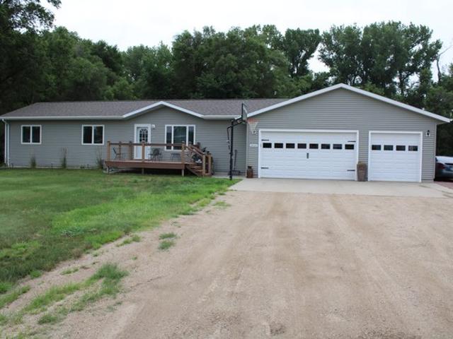 2525 Anthony Ave, Mitchell, SD 57301
