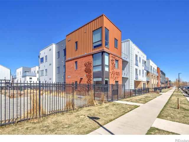 2525 Arapahoe Street # RD306