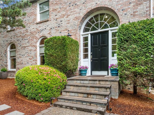 2525 bree ct