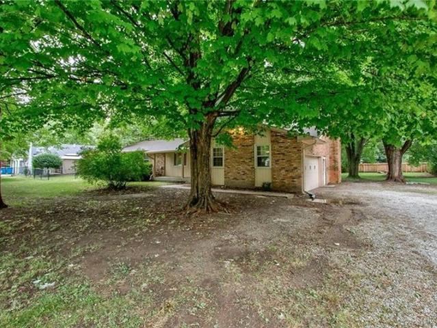 2525 Colony Ct, Indianapolis, IN 46280