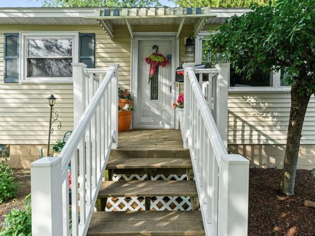 2525 Consaul Rd, Schenectady, NY 12304