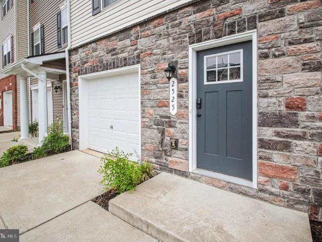 2525 Drake Lane