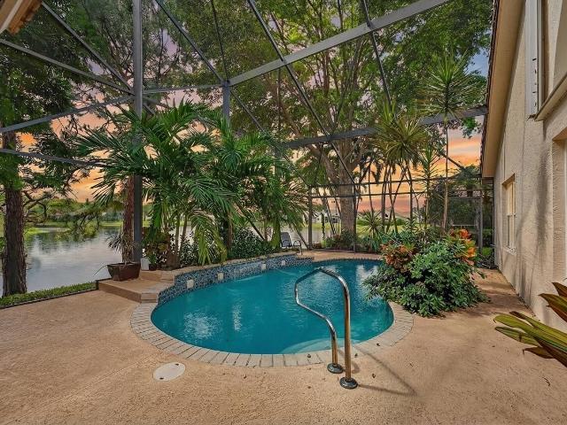 2525 Egret Lake Dr, Greenacres, FL 33413 | MLS #B26006