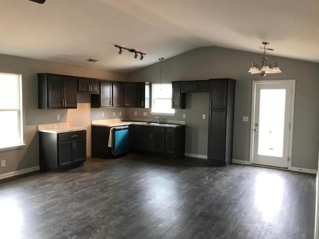 2525 Feathersound Way
