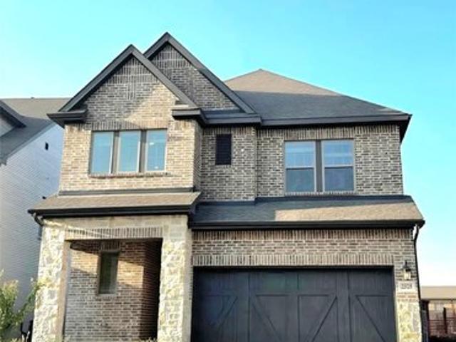 2525 Four Roses Dr, Lewisville, TX 75056