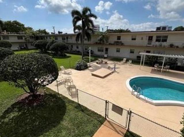 2525 Hollywood Blvd #119, Hollywood, FL 33020