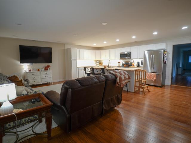 2525 pittman rd