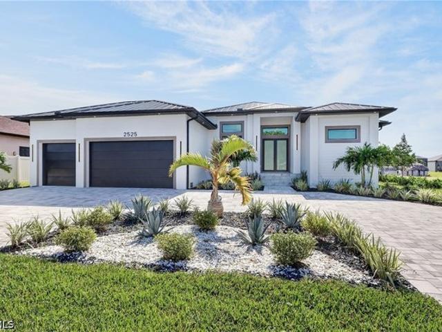 2525 Surfside Blvd, Cape Coral, FL 33914
