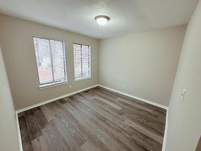 2525 Terrace Trail