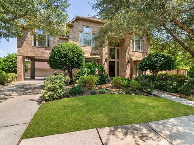2525 W Ranch Dr, Friendswood, TX 77546