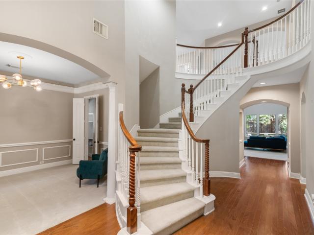 2525 W Ranch Drive