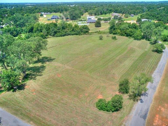 252627 Shady Grove Rd, McLoud, OK 74851