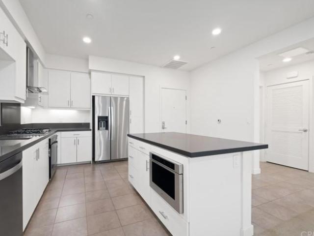 2526 Nolita, Irvine, CA