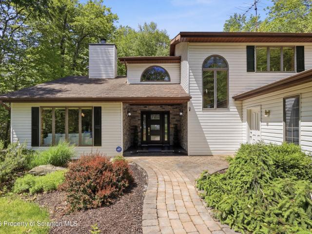 2526 Country Club Drive