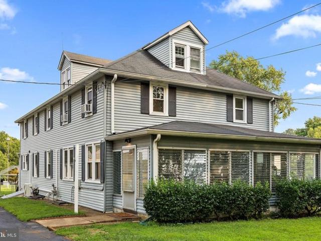 2526 Ebright Rd, Wilmington, DE 19810
