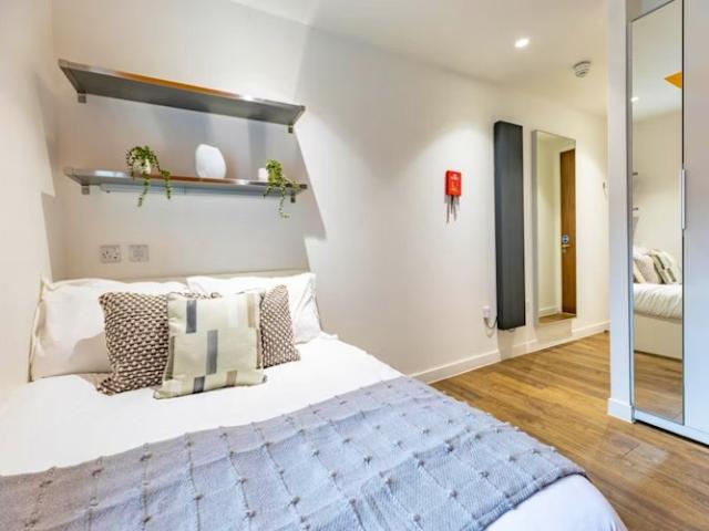 25/26 semester two and 26/27 academic year available to book now!
