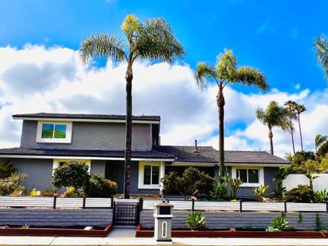 2526 Unicornio St, Carlsbad, CA 92009
