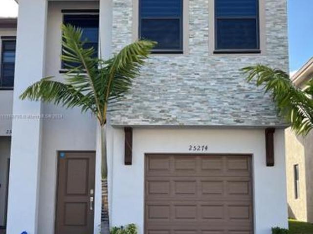 25274 SW 107th Ct, Homestead, FL 33032