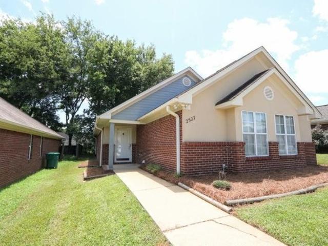 2527 Alpine St, Tupelo, MS 38801
