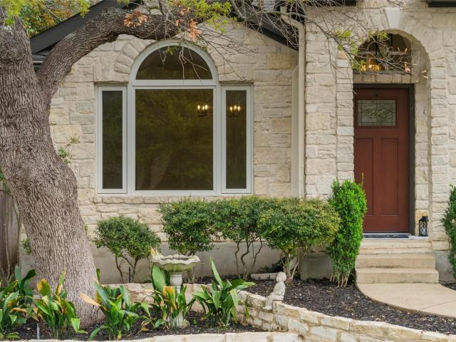 2527 Crenshaw Dr, Round Rock, TX 78664 | MLS #2137