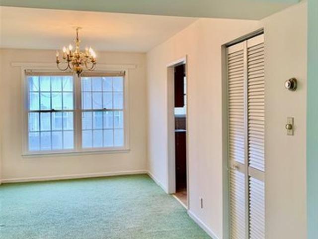 2527 Hydraulic Rd Apt 38, Charlottesville, VA 22901