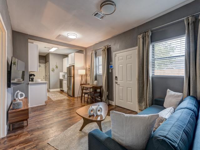 2527 Sumpter Street
