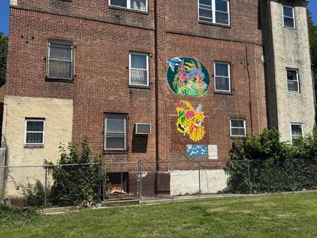 2527 S 68Th Street
