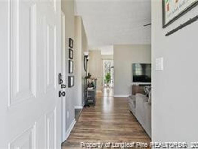 2527 Silverbell Loop
