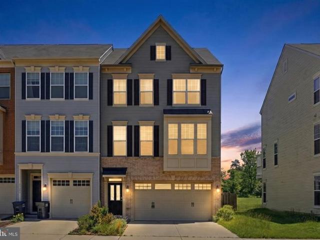 25284 Arrowroot Ter, Chantilly, VA 20152
