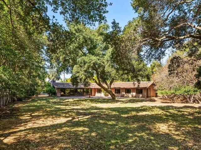 25285 W Fremont Rd, Los Altos Hills, CA 94022