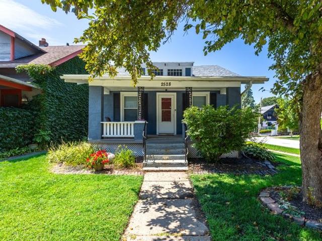 2528 Leclaire St, Davenport, IA 52803