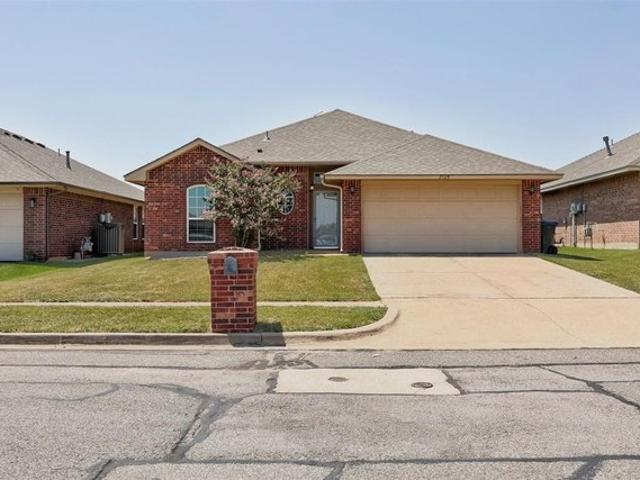 2528 Queenston Ave, Norman, OK 73071