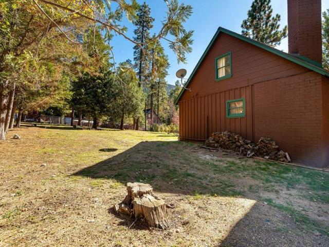 25290 Lodge Rd, Idyllwild, CA 92549