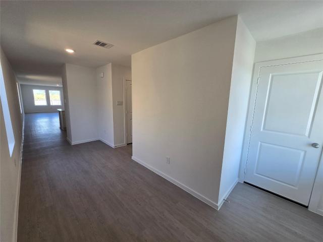 25295 Leather Leaf Court