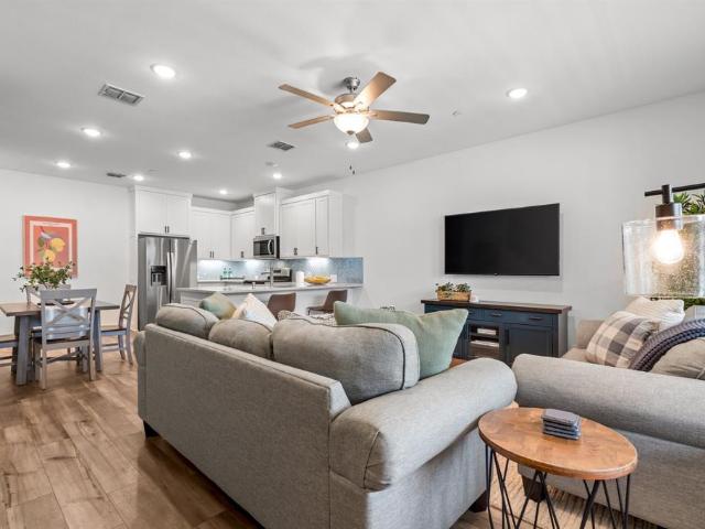 2529 Barnwood Lane