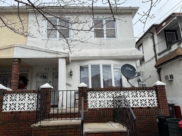 2529 East 22nd Street