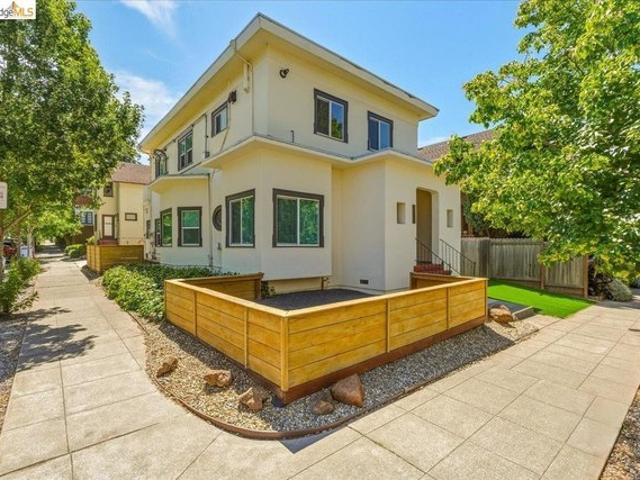 2529 Ellsworth St, Berkeley, CA 94704