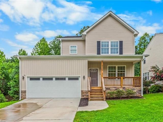 2529 Fiddlers Glenn Dr, Winston Salem, NC 27127