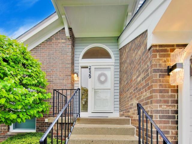 2529 Live Oak Lane