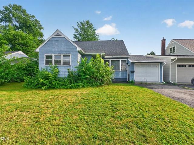 2529 Putnam St, Schenectady, NY 12304