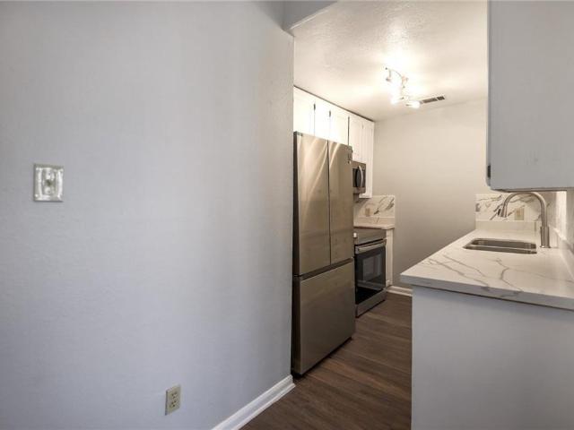 2529 Rio Grande St # 93