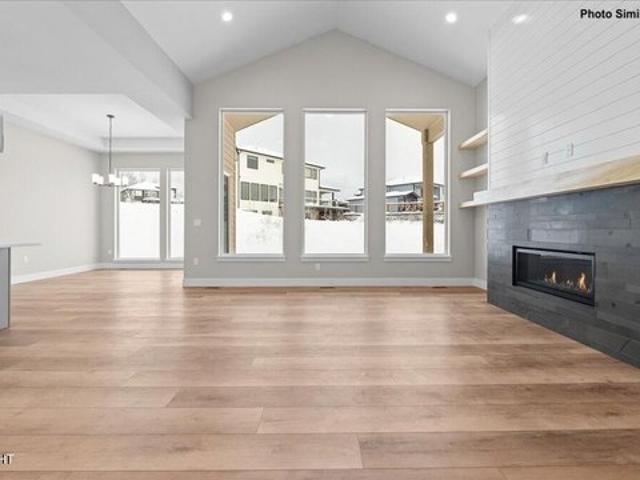 2529 S Sanctuary Dr, Palmer, AK 99645