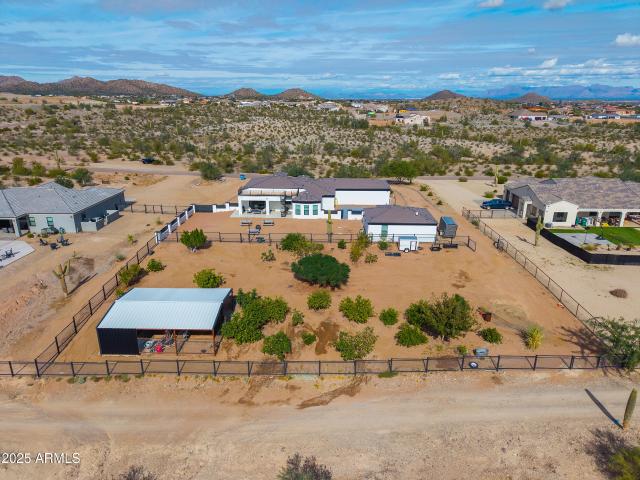 2529 W Magma Rd, San Tan Valley, AZ 85144 | MLS #6949 | Compass